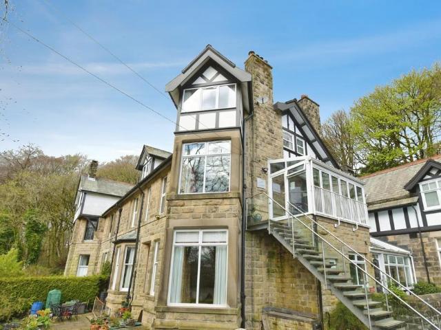 3 bedroom apartment for sale