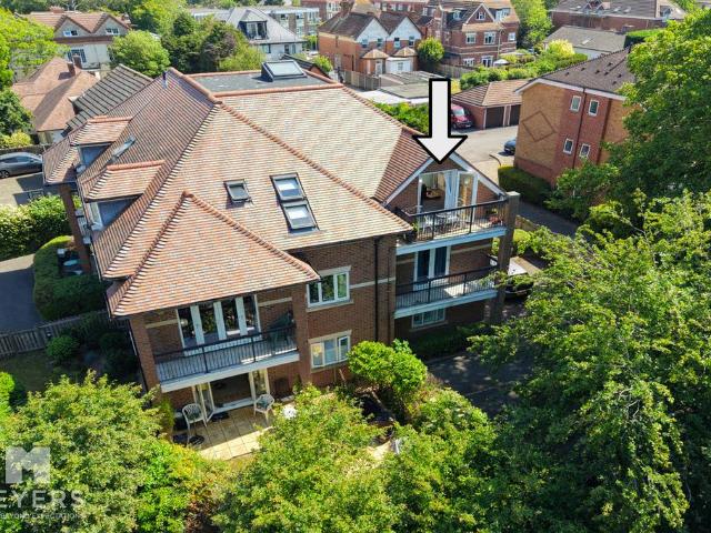 3 bedroom apartment for sale