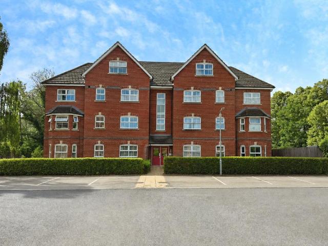 3 bedroom apartment for sale