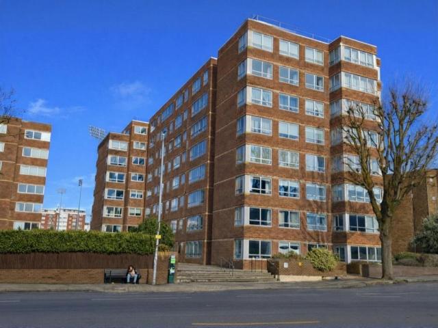 3 bedroom apartment for sale