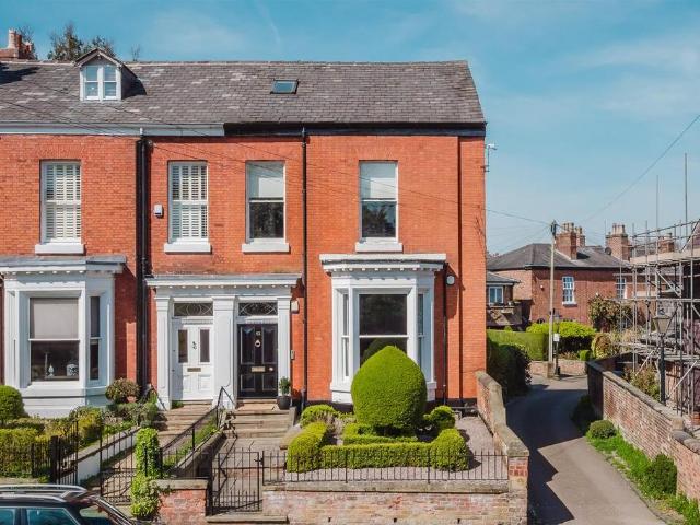3 bedroom apartment for sale