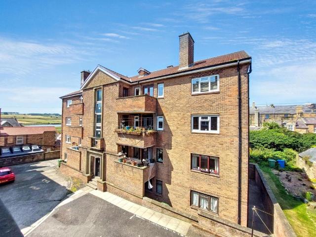 3 bedroom apartment for sale