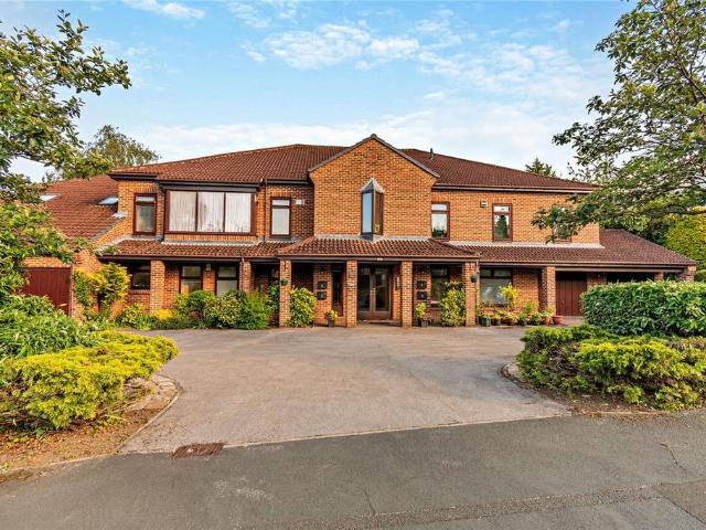 3 bedroom apartment for sale