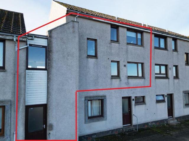 3 bedroom apartment for sale