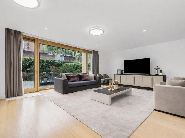 3 bedroom apartment for sale