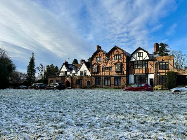 3 bedroom apartment for sale