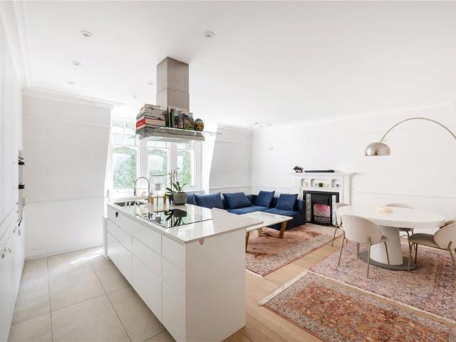 3 bedroom apartment for sale