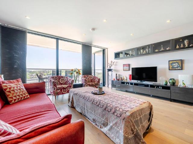 3 bedroom apartment for sale