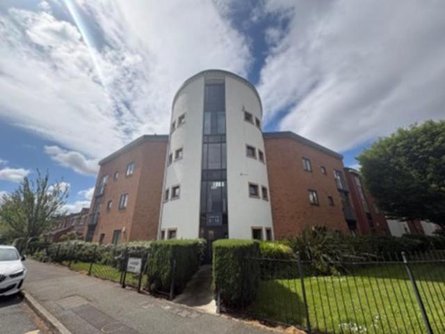 3 bedroom apartment for sale
