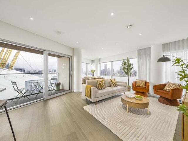 3 Bedroom Apartment Greenwich Greater London LS101060063