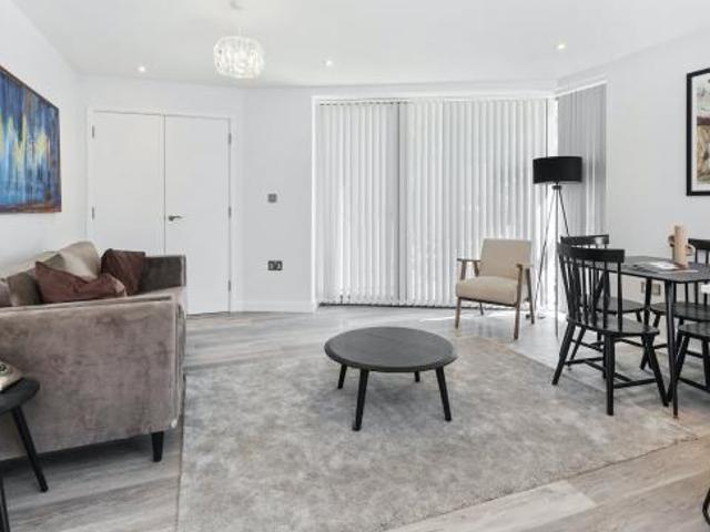 3 Bedroom Apartment Harrow Harrow LS73222578