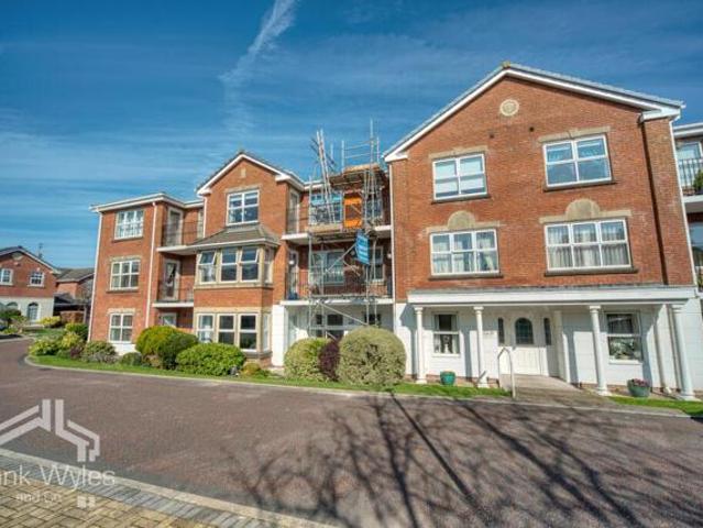 3 Bedroom Apartment Lancs Lancashire LS100648869