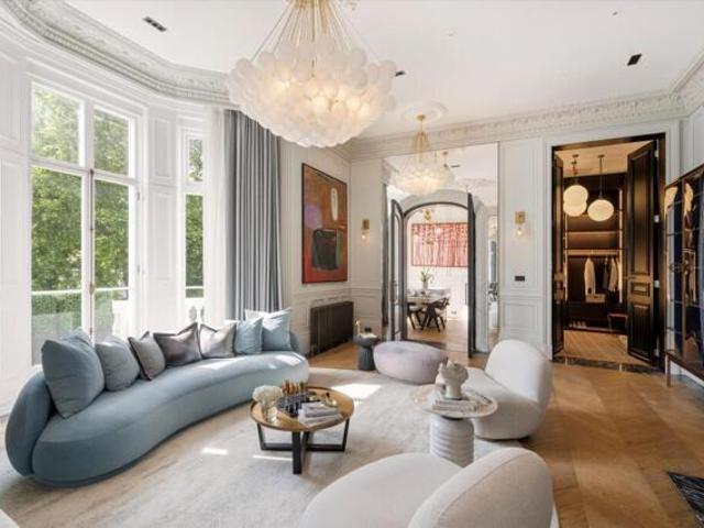 3 Bedroom Apartment London Greater London 100881549