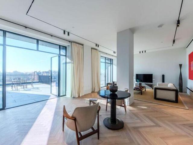 3 Bedroom Apartment London Greater London LS101168490