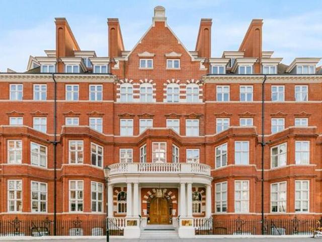 3 Bedroom Apartment London London 101731008