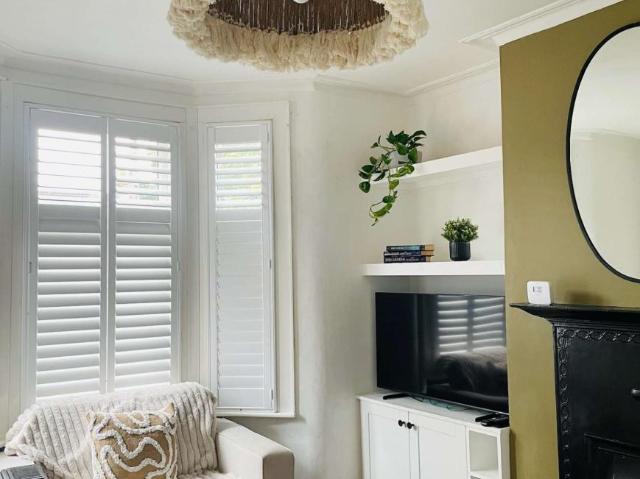 3 Bedroom Apartment London London 101815631