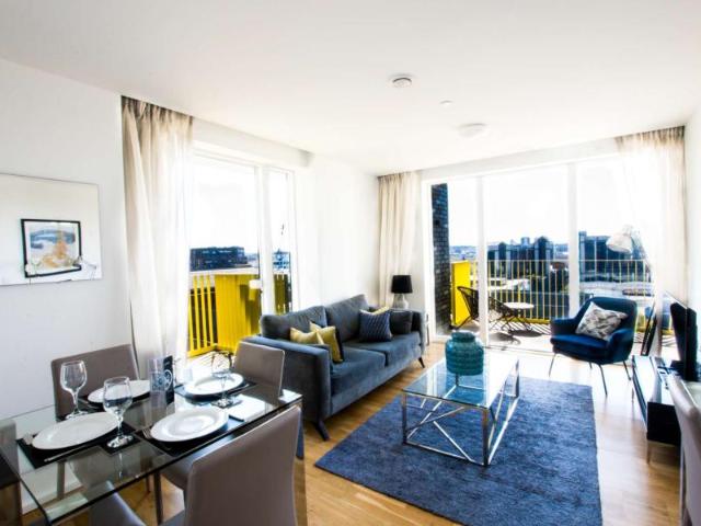 3 Bedroom Apartment London London 101846827