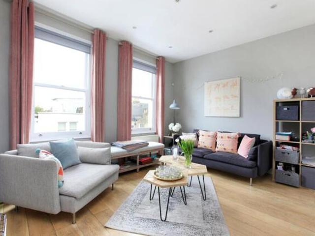 3 Bedroom Apartment Londres Greater London 100685020