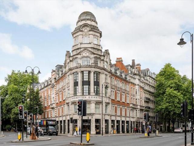 3 Bedroom Apartment Londres Greater London LS98864640
