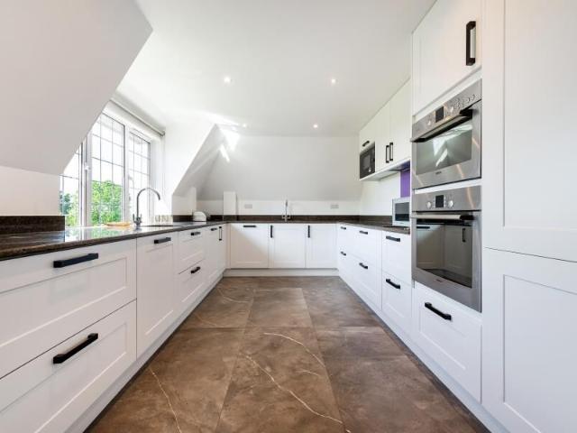 3 Bedroom Apartment To Let