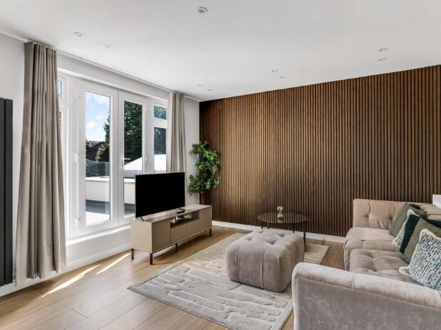 3 Bedroom Apartment To Let