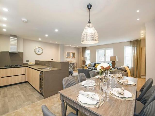 3 Bedroom Apartment To Let