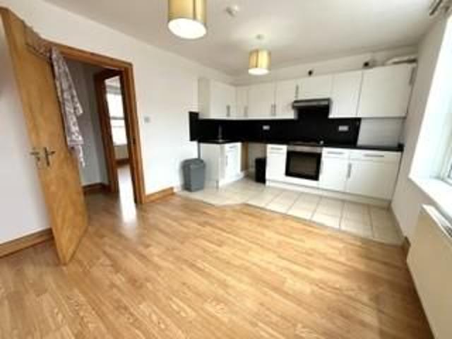 3 bedroom apartment to rent