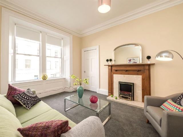 3 bedroom apartment to rent