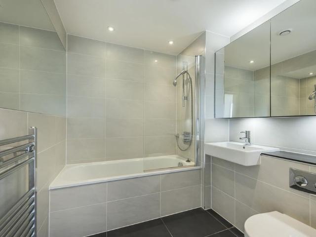 3 bedroom apartment to rent