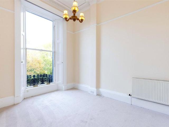 3 bedroom apartment to rent
