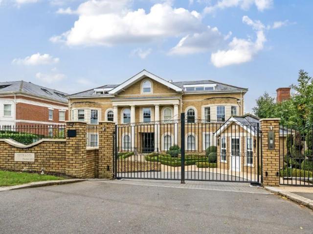 3 bedroom apartment to rent