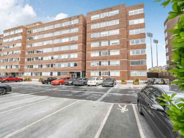 3 bedroom apartment to rent