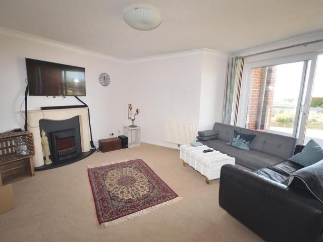 3 bedroom apartment to rent