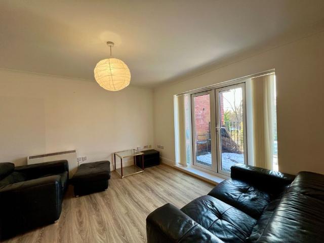 3 bedroom apartment to rent