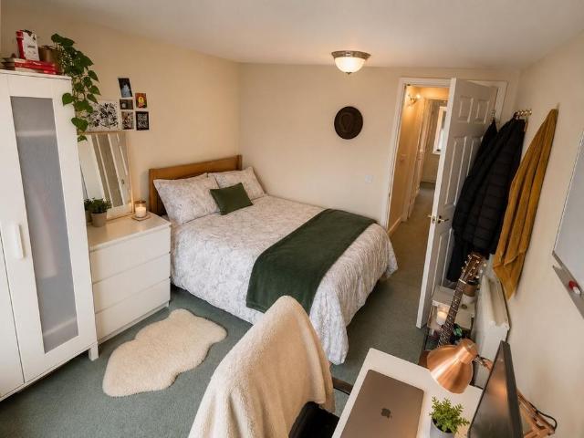 3 bedroom apartment to rent