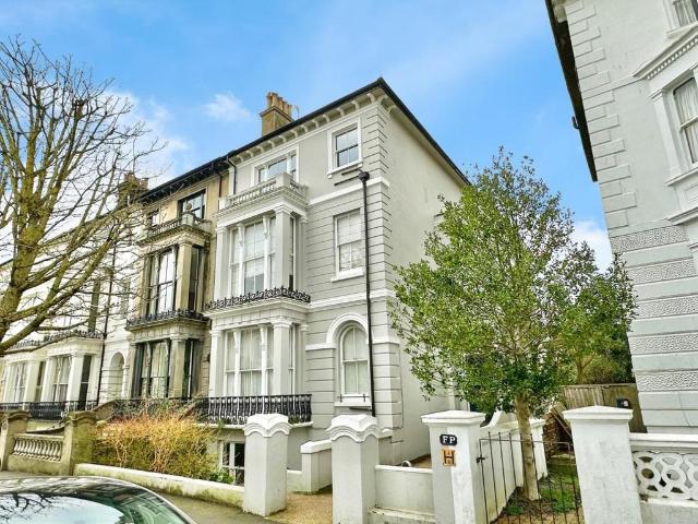 3 bedroom apartment to rent