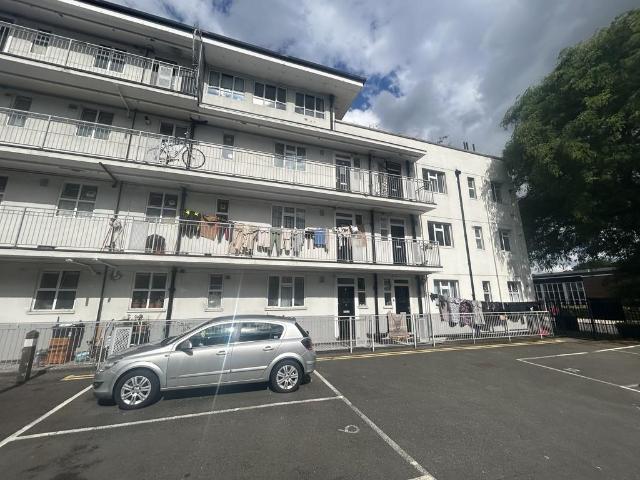 3 bedroom apartment to rent