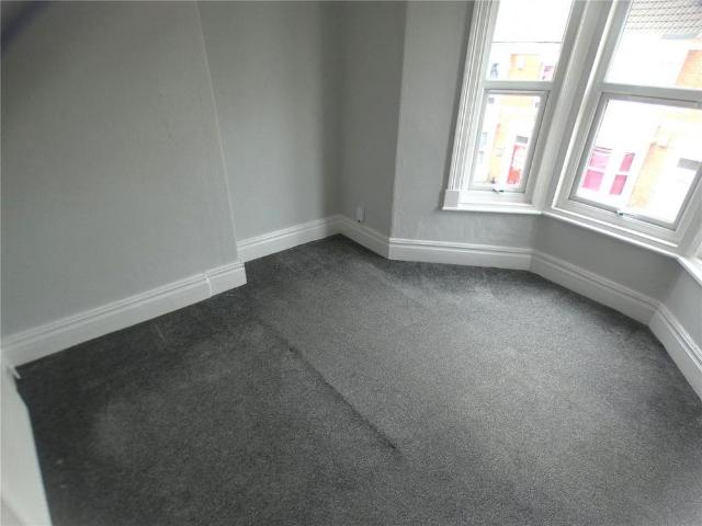 3 bedroom apartment to rent