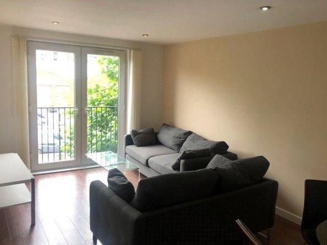 3 bedroom apartment to rent