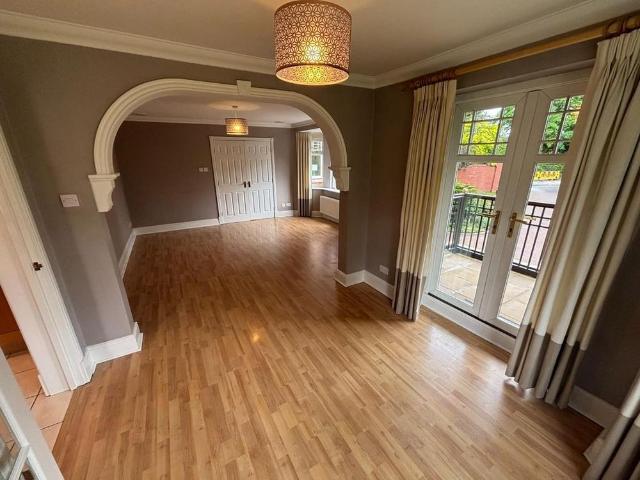 3 bedroom apartment to rent