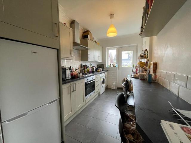 3 bedroom apartment to rent