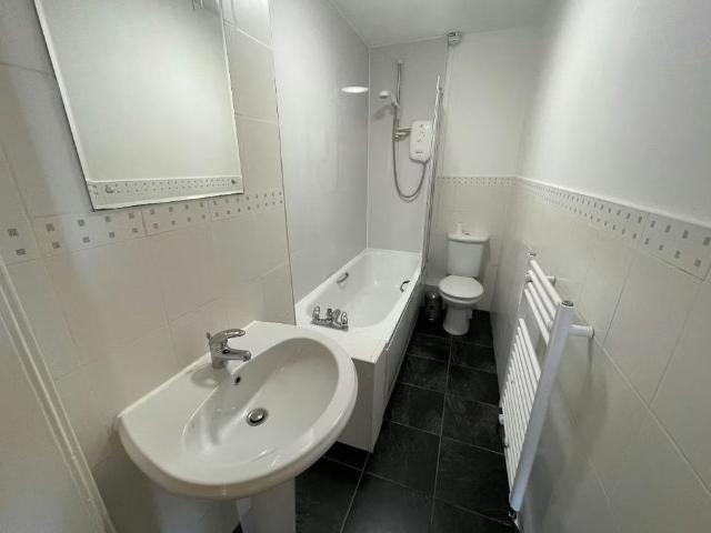 3 bedroom apartment to rent