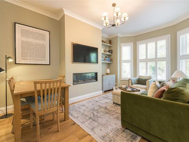 3 bedroom apartment to rent