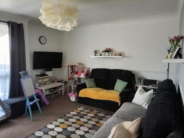 3 bedroom apartment to rent