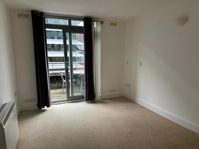 3 bedroom apartment to rent