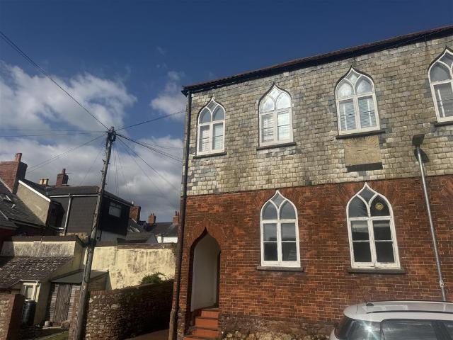 3 bedroom apartment to rent