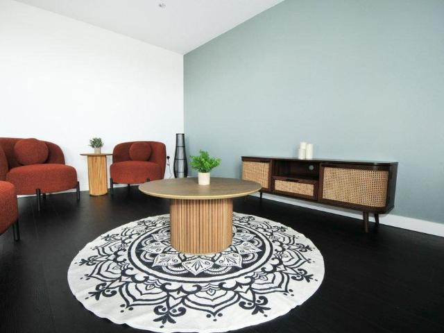 3 bedroom apartment to rent