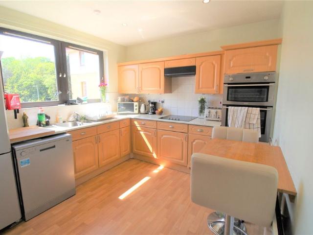 3 bedroom apartment to rent