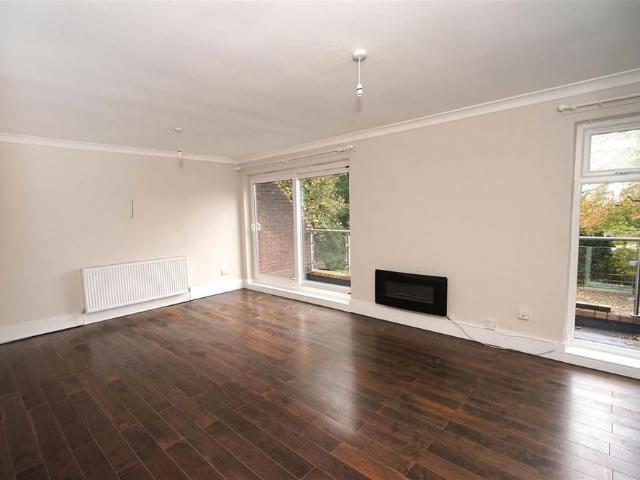 3 bedroom apartment to rent