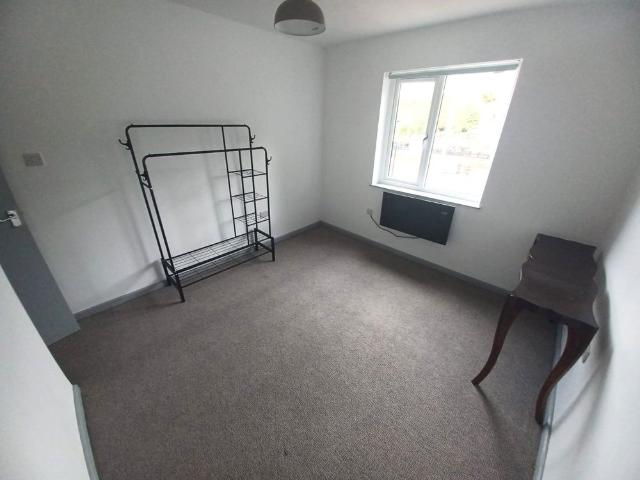 3 bedroom apartment to rent